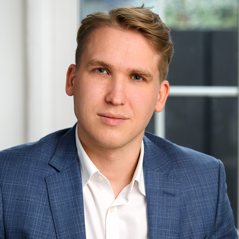 Fabian Peters | Bain Capital